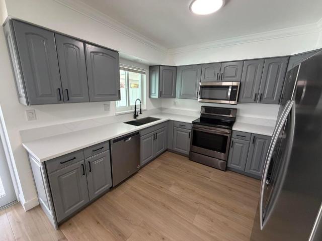 Luxury apartment complex for rent in Boca Raton, United States