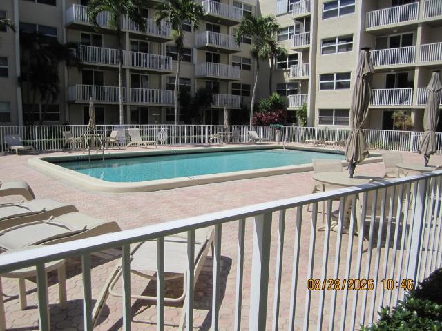 Luxury apartment complex for rent in Boca Raton, United States