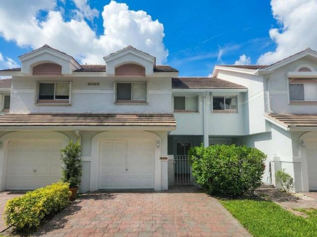 Luxury apartment complex for rent in Boca Raton, United States