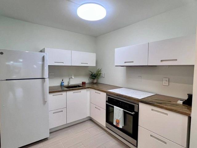 Luxury apartment complex for rent in Boca Raton, Florida