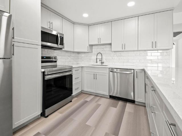 Luxury apartment complex for rent in Boca Raton, Florida