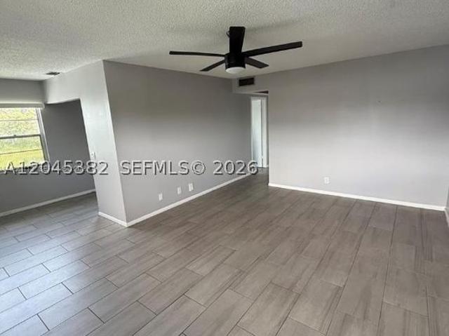 Luxury apartment complex for rent in Boca Raton, Florida