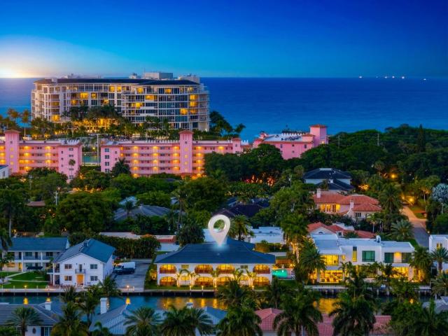 Luxury apartment complex for rent in Boca Raton, Florida