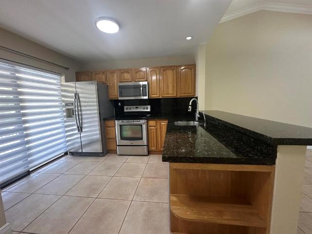 Luxury apartment complex for rent in Boca Raton, Florida