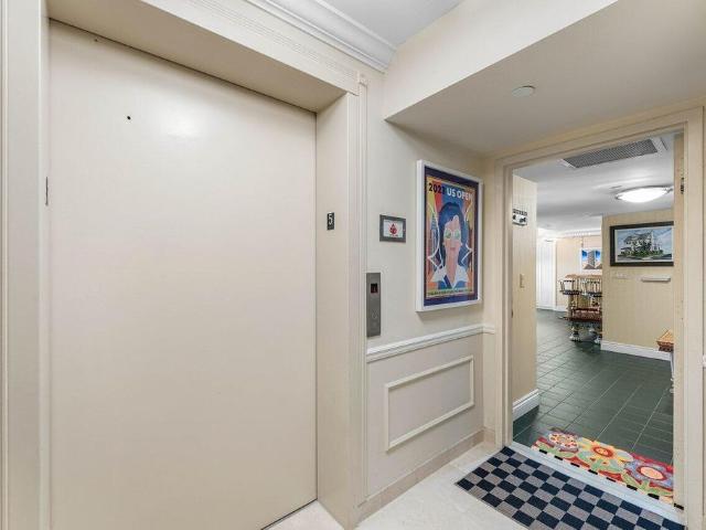 Luxury apartment complex for rent in Boca Raton, Florida