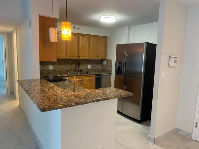 Luxury apartment complex for rent in Boca Raton, Florida