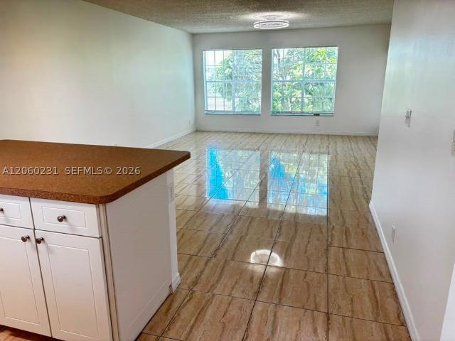 Luxury apartment complex for rent in Boca Raton, Florida