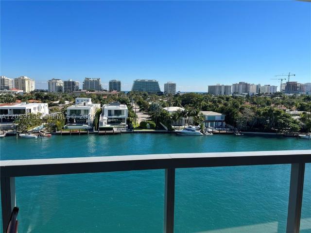 Luxury apartment complex for rent in Bay Harbor Islands, Florida