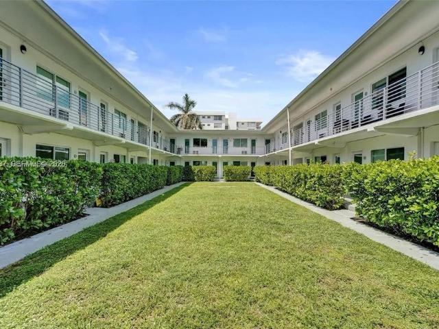 Luxury apartment complex for rent in Bay Harbor Islands, Florida