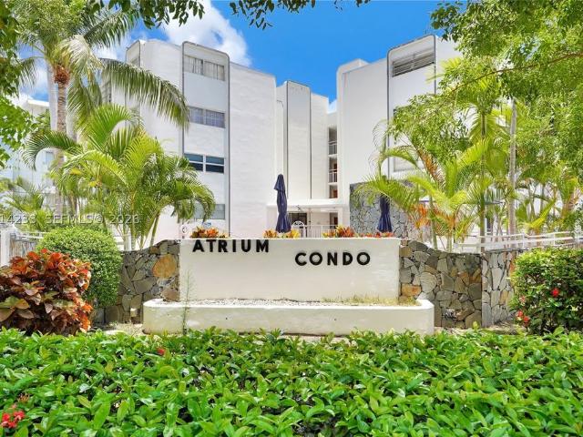 Luxury apartment complex for rent in Bay Harbor Islands, Florida