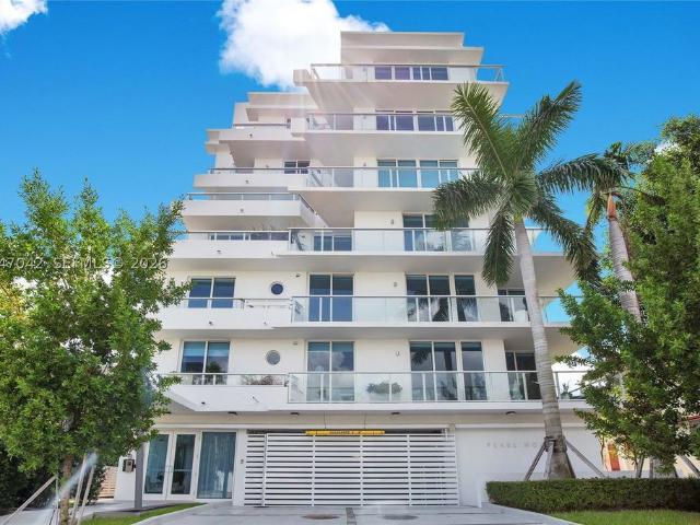Luxury apartment complex for rent in Bay Harbor Islands, Florida