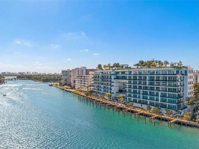 Luxury apartment complex for rent in Bay Harbor Islands, United States