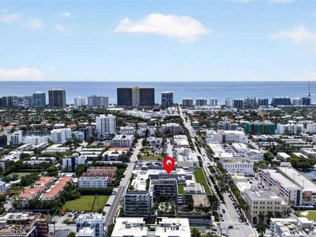 Luxury apartment complex for rent in Bay Harbor Islands, United States
