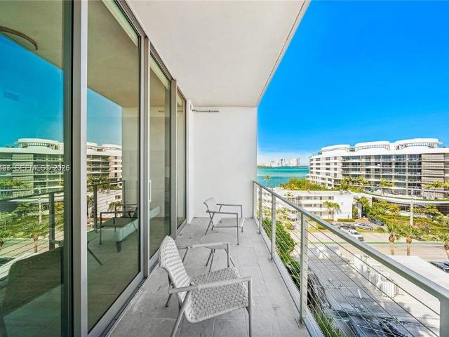 Luxury apartment complex for rent in Bay Harbor Islands, United States