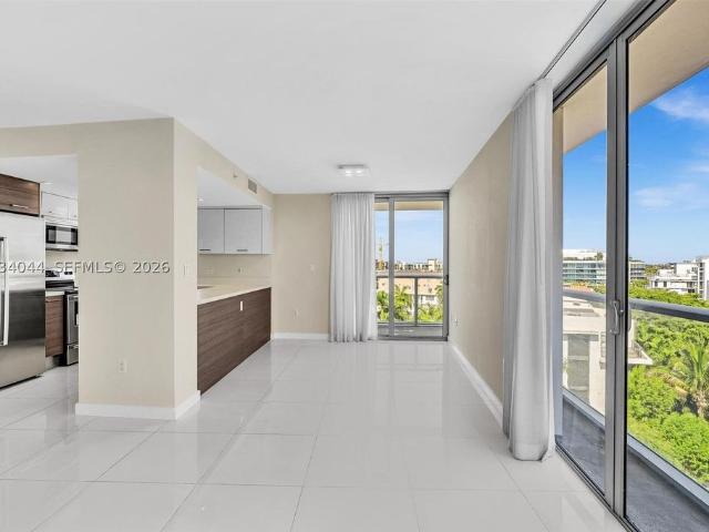Luxury apartment complex for rent in Bay Harbor Islands, United States