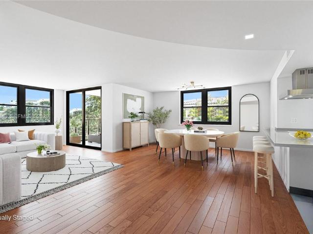 Luxury apartment complex for rent in Bay Harbor Islands, United States
