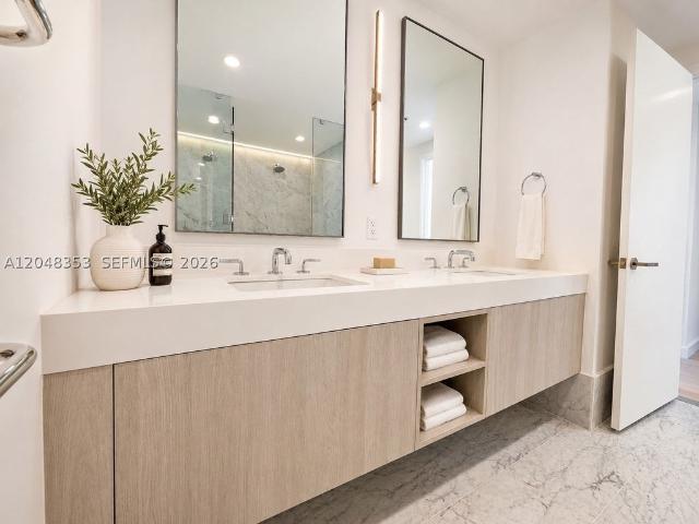 Luxury apartment complex for rent in Bay Harbor Islands, United States