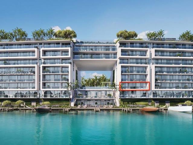 Luxury apartment complex for rent in Bay Harbor Islands, United States