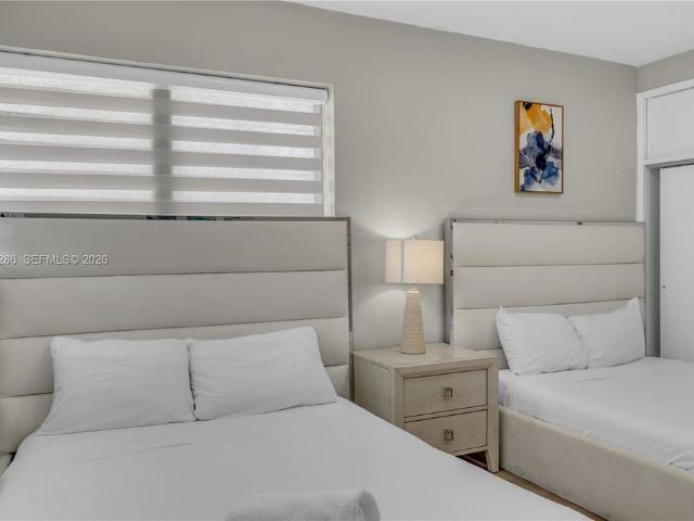 Luxury apartment complex for rent in Bay Harbor Islands, United States
