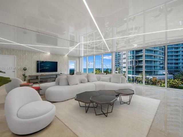 Luxury apartment complex for rent in Bal Harbour, Florida