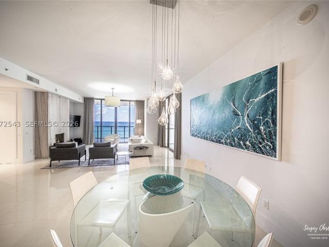 Luxury apartment complex for rent in Bal Harbour, Florida
