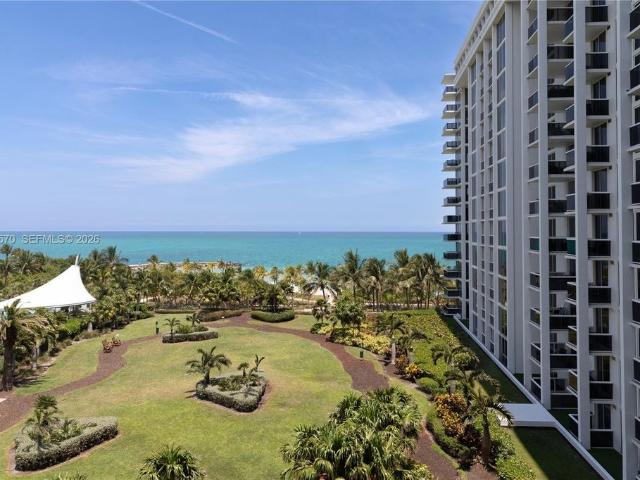 Luxury apartment complex for rent in Bal Harbour, Florida
