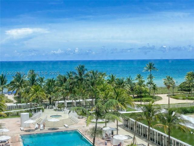 Luxury apartment complex for rent in Bal Harbour, United States