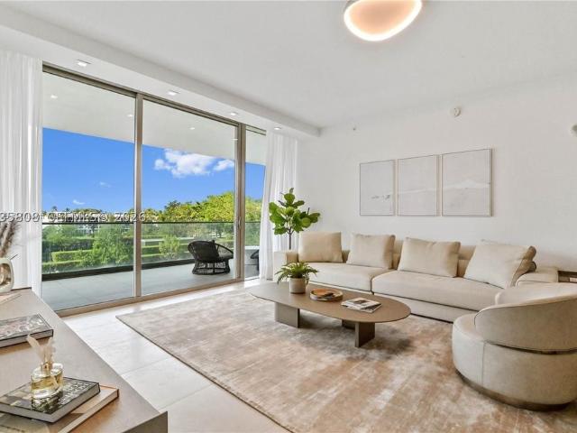 Luxury apartment complex for rent in Bal Harbour, United States