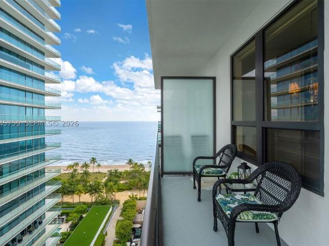 Luxury apartment complex for rent in Bal Harbour, United States