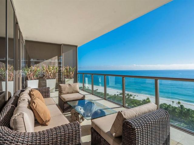 Luxury apartment complex for rent in Bal Harbour, United States