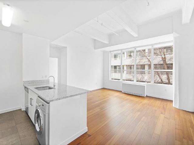 Luxury apartment complex for rent in Brooklyn, New York