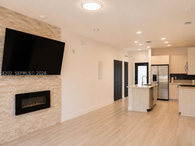 Luxury apartment complex for rent in Doral, Florida
