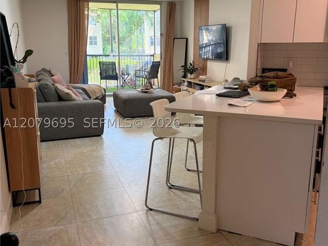 Luxury apartment complex for rent in Doral, Florida