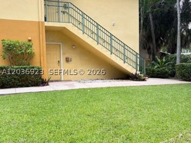 Luxury apartment complex for rent in Doral, Florida