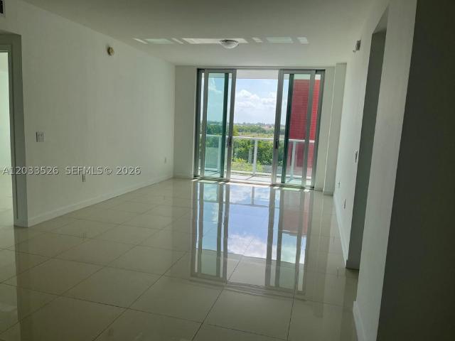 Luxury apartment complex for rent in Doral, Florida