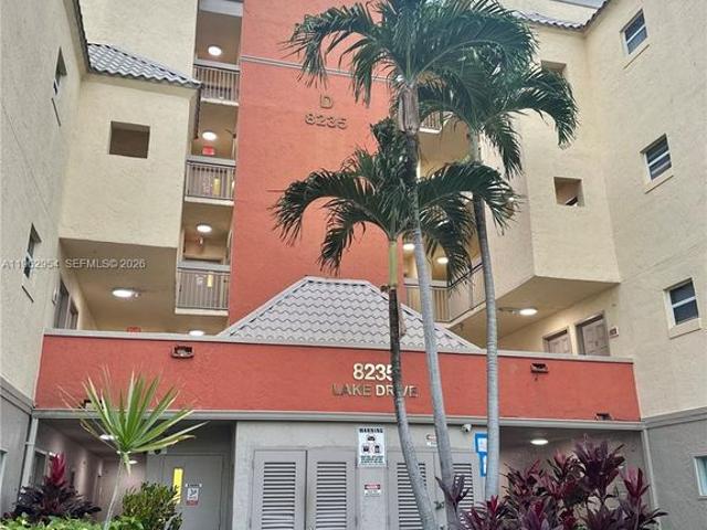 Luxury apartment complex for rent in Doral, Florida