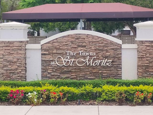 Luxury apartment complex for rent in Doral, Florida
