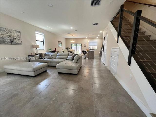 Luxury apartment complex for rent in Doral, United States