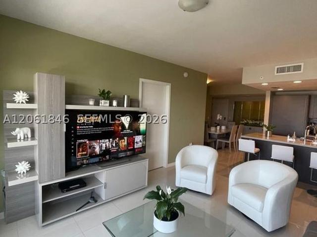 Luxury apartment complex for rent in Doral, United States