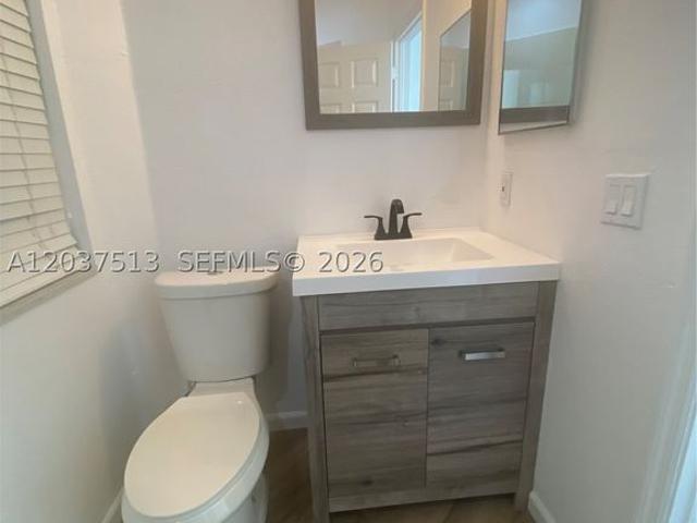 Luxury apartment complex for rent in Doral, United States