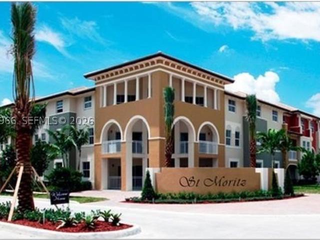 Luxury apartment complex for rent in Doral, United States