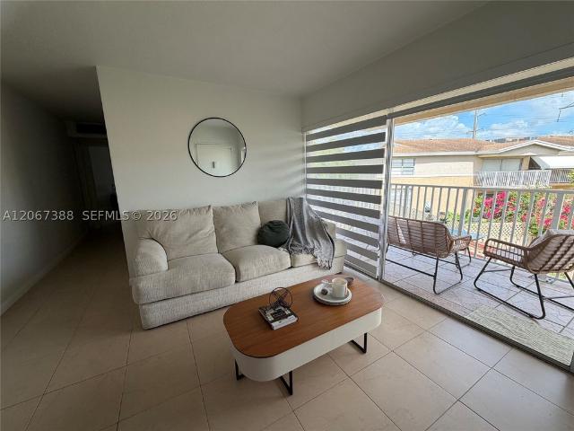 Luxury apartment complex for rent in Doral, United States