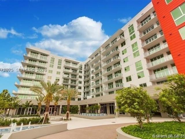 Luxury apartment complex for rent in Doral, United States