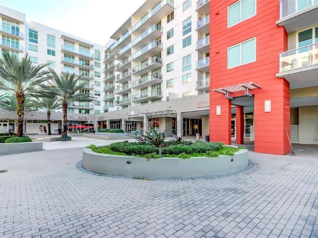 Luxury apartment complex for rent in Doral, United States