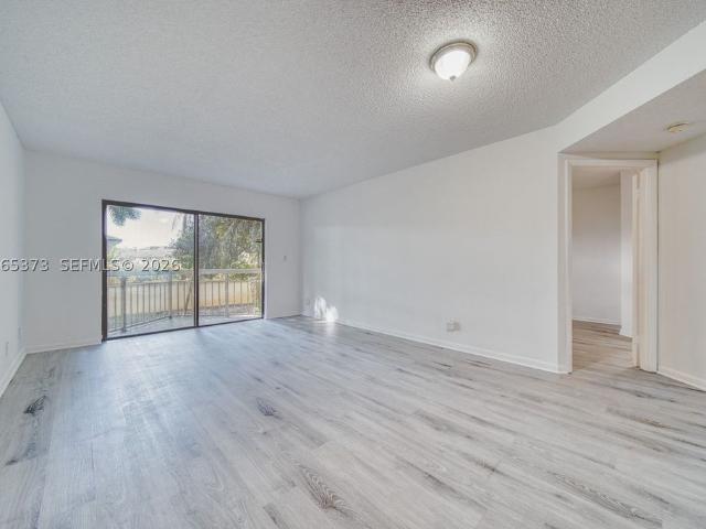 Luxury apartment complex for rent in Doral, United States