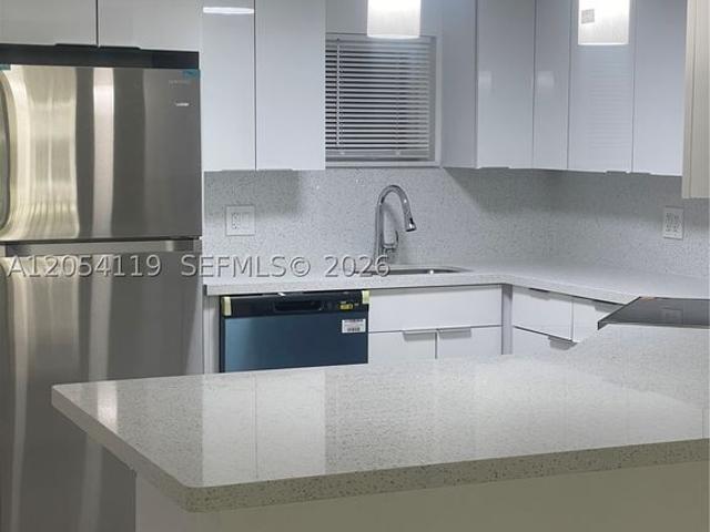 Luxury apartment complex for rent in Doral, United States