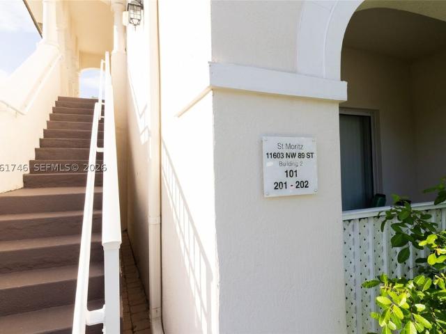 Luxury apartment complex for rent in Doral, United States