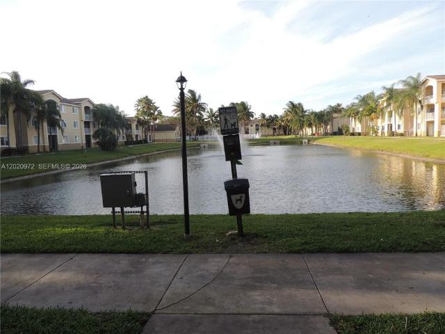 Luxury apartment complex for rent in Davie, Florida