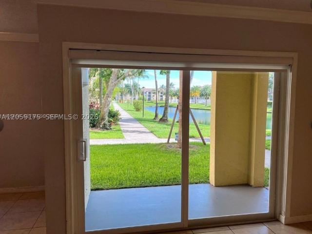 Luxury apartment complex for rent in Davie, United States
