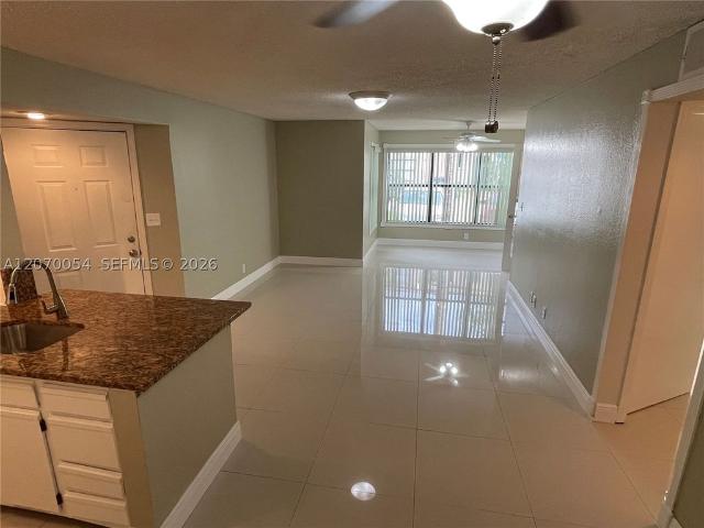 Luxury apartment complex for rent in Davie, United States